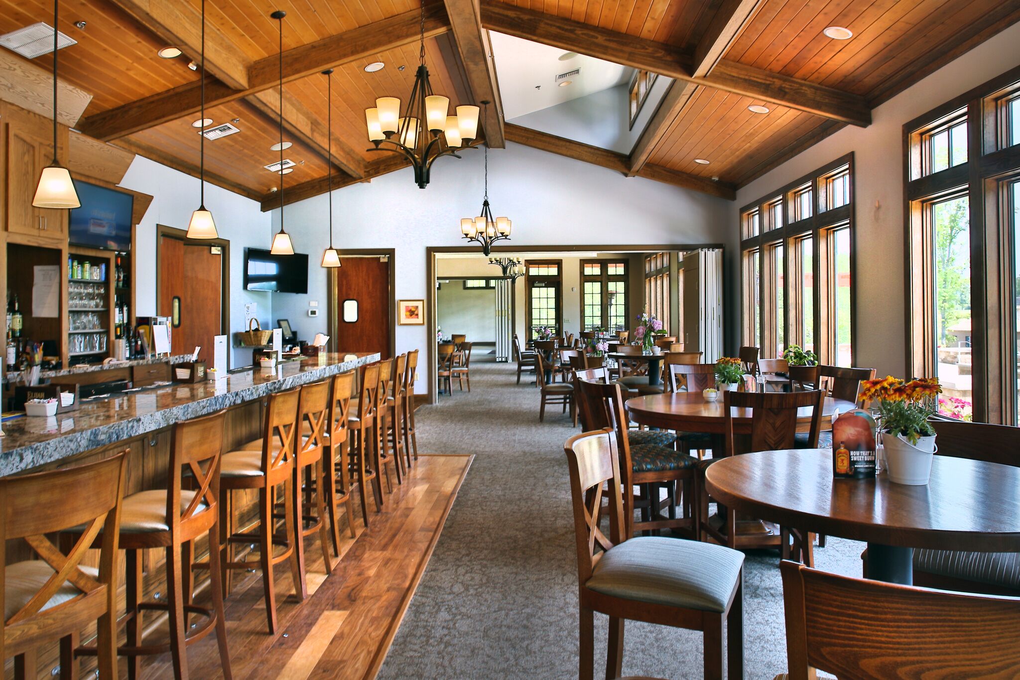 Dining + Beverage - The Federal Club